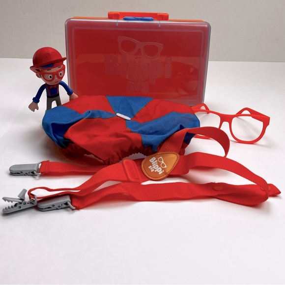 blippi | Toys | Blippi Fivepiece Toy Bundle Fireman Blippi Bendable ...